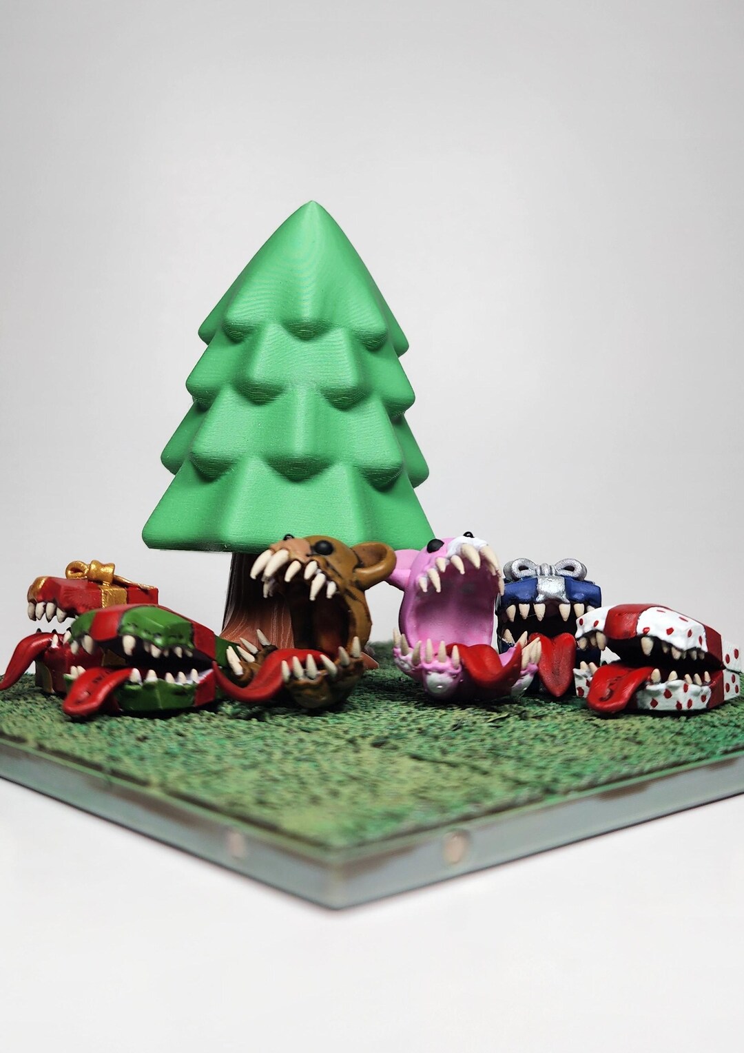 Set of 12 Christmas Presents/mimics Plus Bonus Pine Tree - Etsy