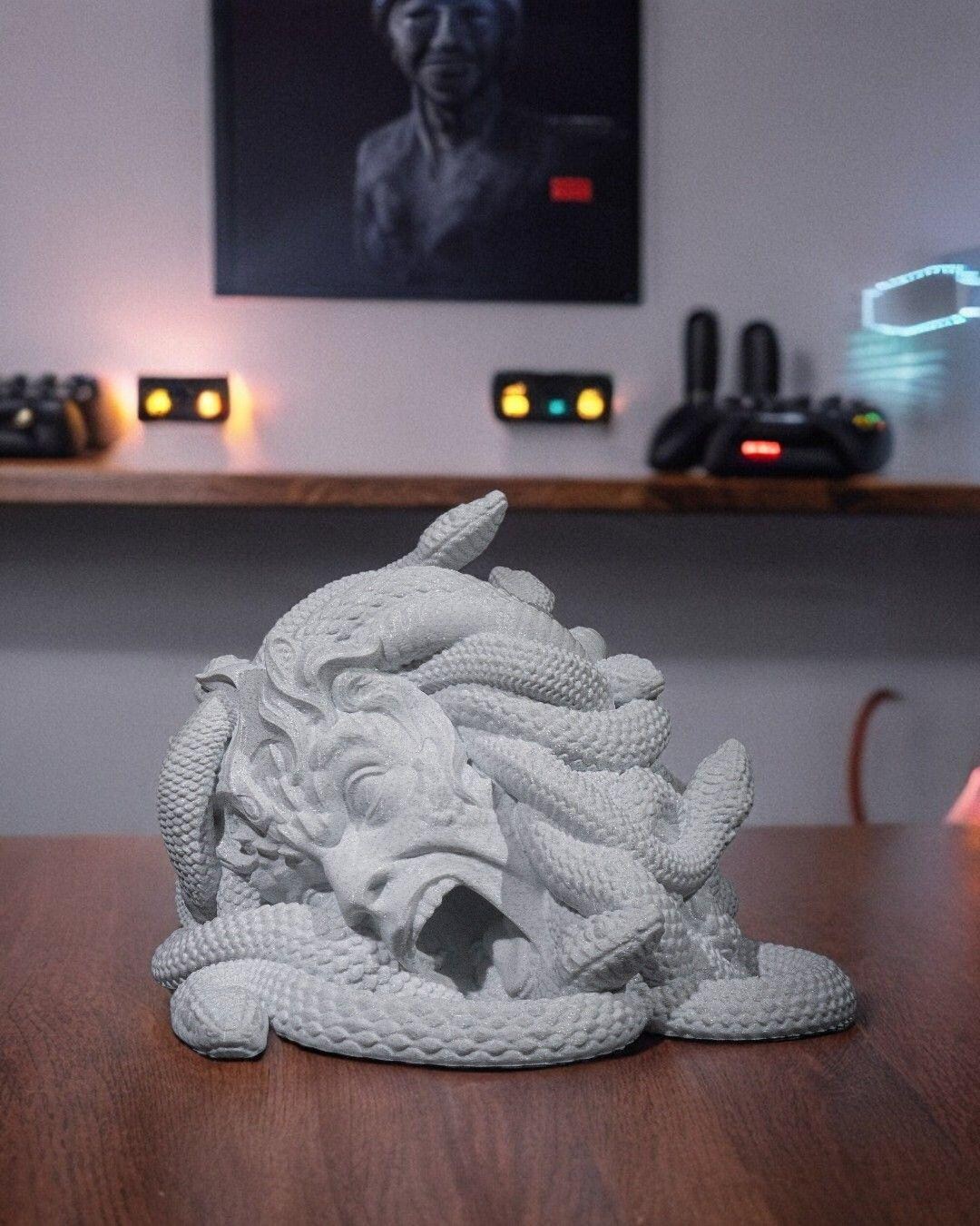 Gorgon's Head Dice Tower - 3D Printed Monster RPG Gift for D&D and ...