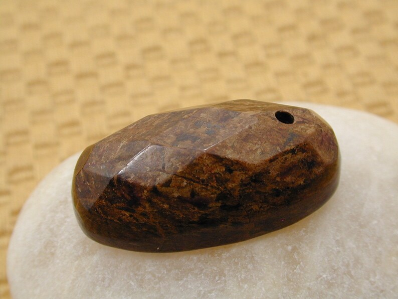 Submetallic Luster Bronzite 28mm Faceted Cabochon Beads 3 Pcs - Etsy