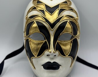 Full-face Costume Mask in Silver Black and White With Black Lips ...