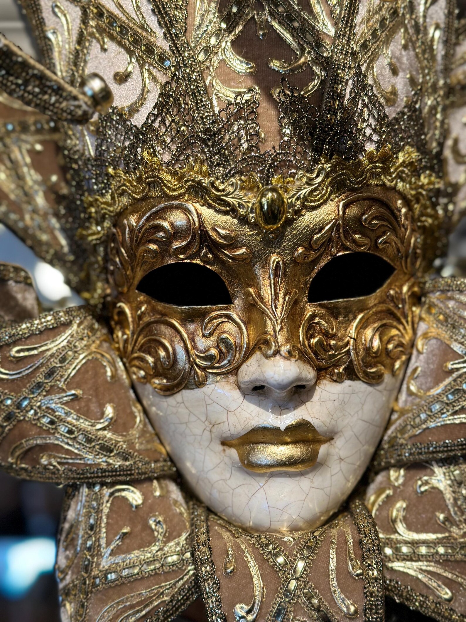 Venetian Jester Mask in Gold Velvet. Wearable Mask and Home Decoration ...