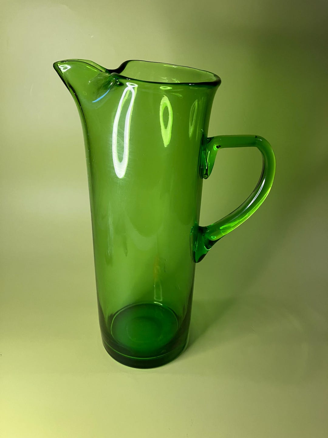Mid-century Tall Lime Green Glass Pitcher/jug. Pinched Spout. 22cm in ...
