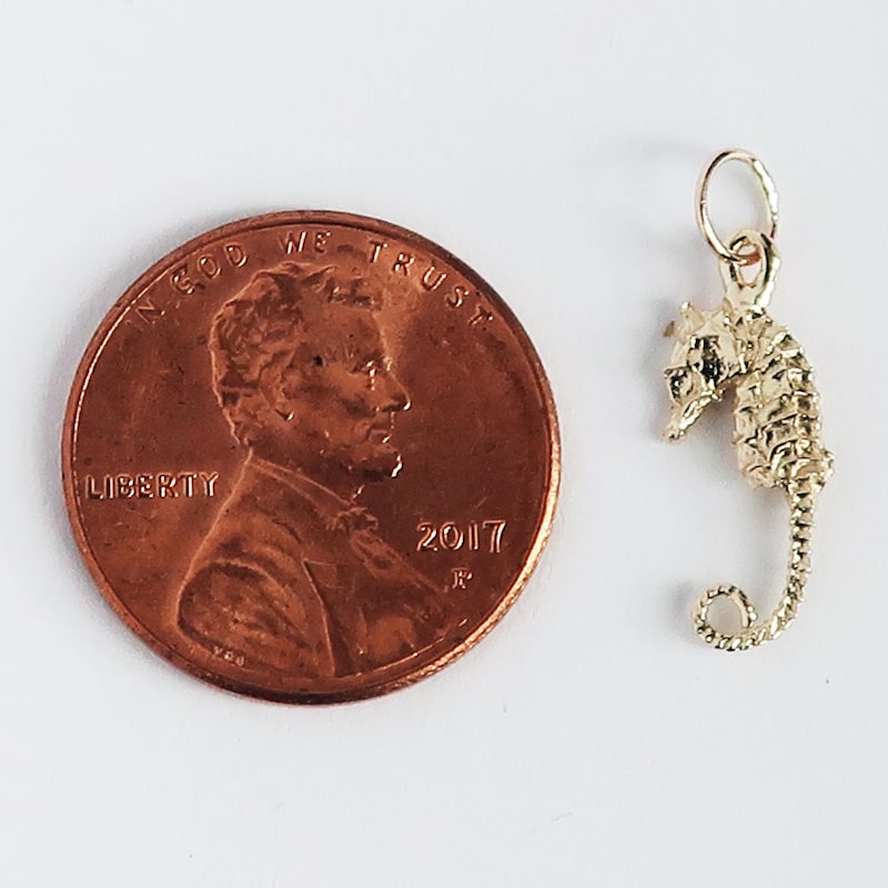 Seahorse Charm - Etsy