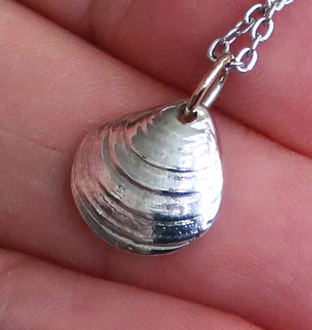Small Robert Moses, Long Island Solid Sterling Silver Clam Shell Charm ...