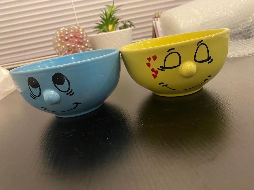 Vintage Smiley Face Bowls 3D Nose Aris Livingware Collection - Etsy