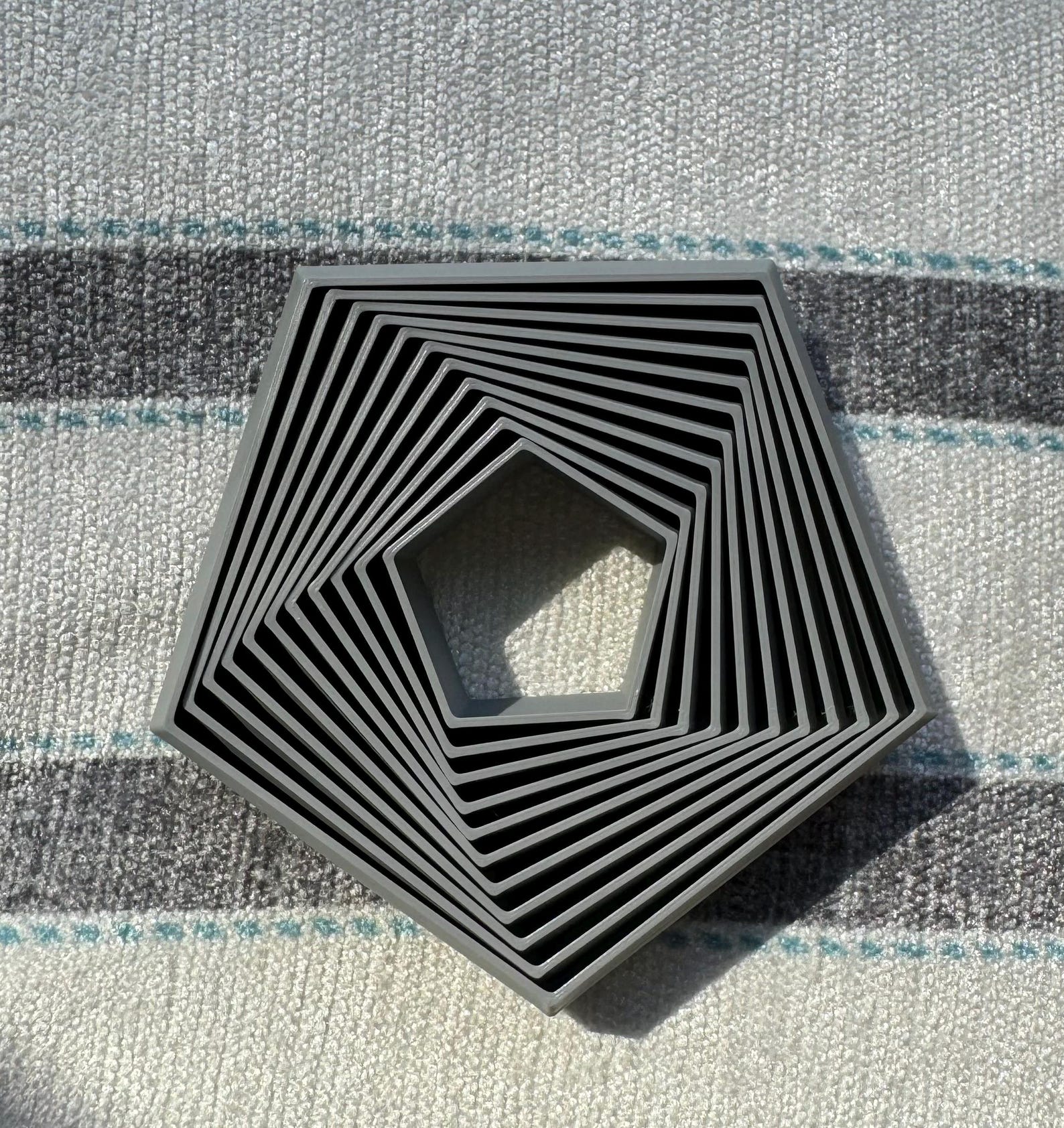 Interlocking Pentagon Fidget - Etsy