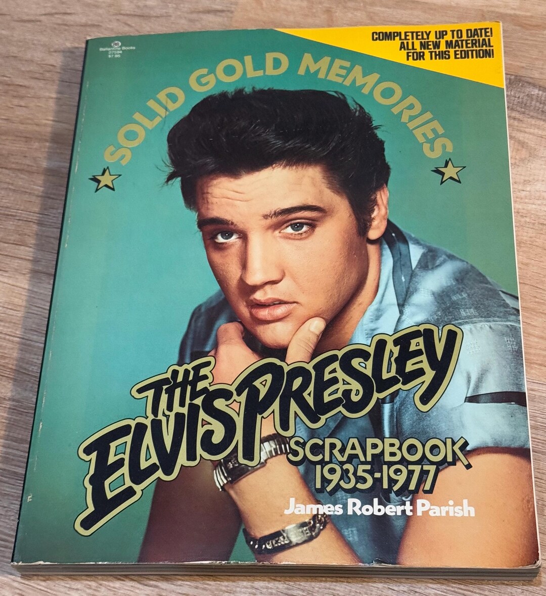 Vintage 1977 the Elvis Presley Scrapbook: 1935-1977- Solid Gold Memories Book Featuring Elvis ...