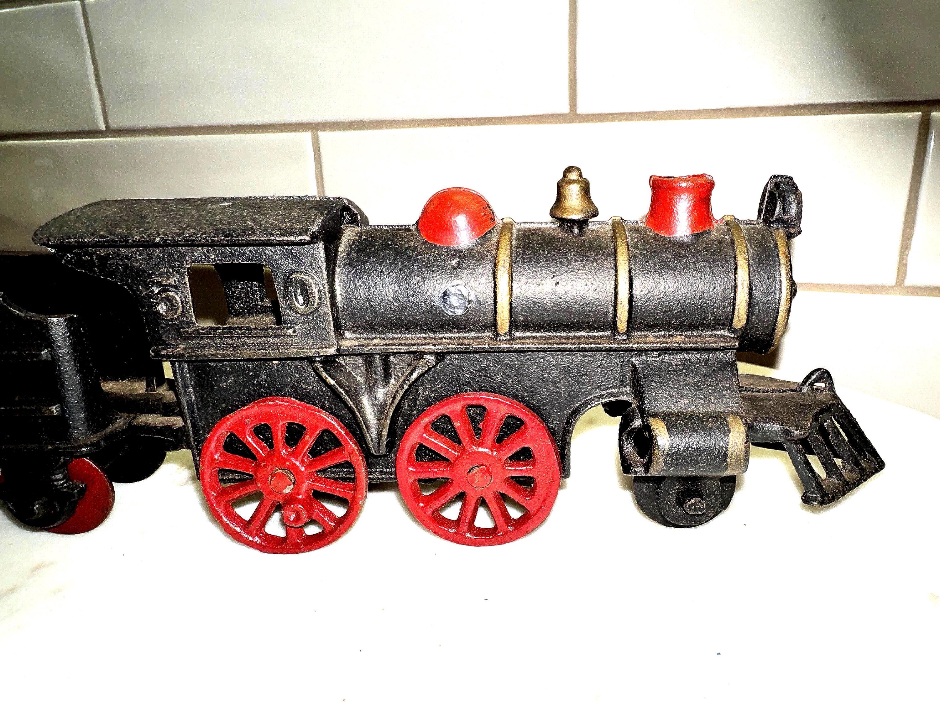 Great Shape Vintage Cast-iron Toy Train Steam Locomotive Engine ...