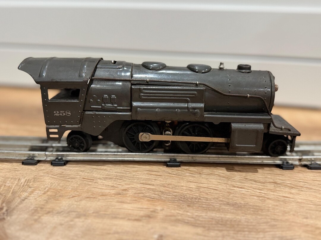 Prewar Lionel 258 Steam Locomotive |gunmetal Grey | C6 | Powers On - Etsy