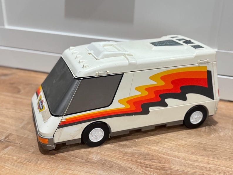 Vintage 1991 Micro Machines Super Van City RV Playset | Galoob ...