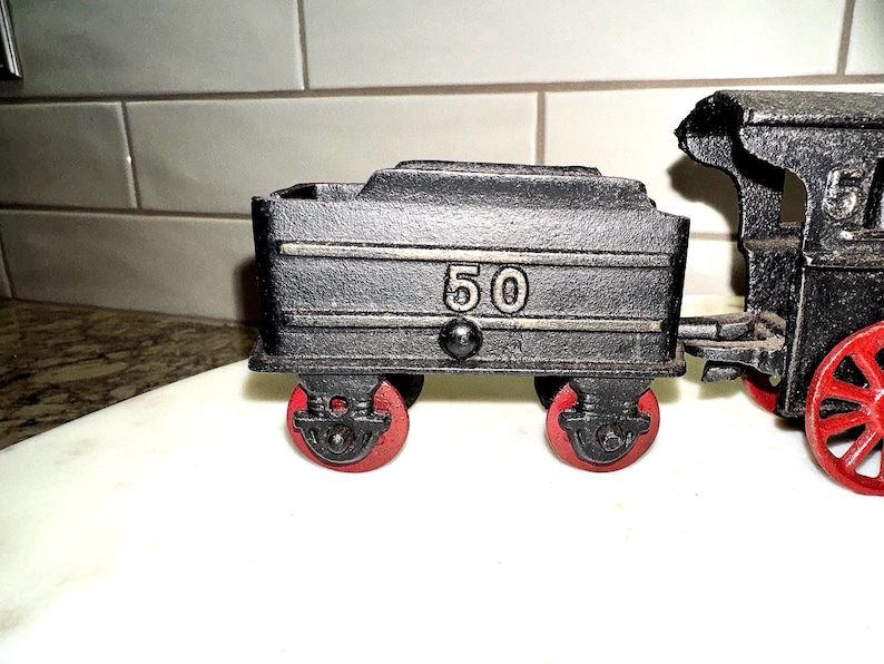 Great Shape Vintage Cast-iron Toy Train Steam Locomotive Engine ...