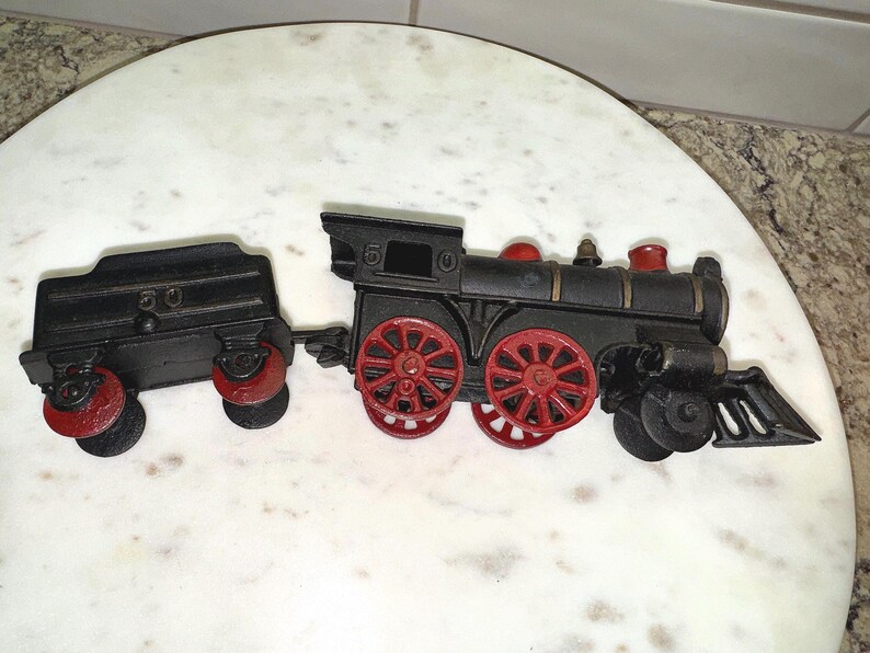 Great Shape Vintage Cast-iron Toy Train Steam Locomotive Engine ...