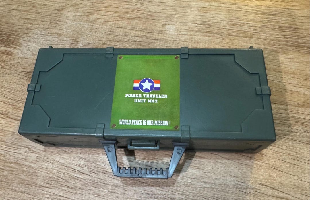 Vintage GI Joe Power Traveler Unit M42 Green Weapons Box With ...
