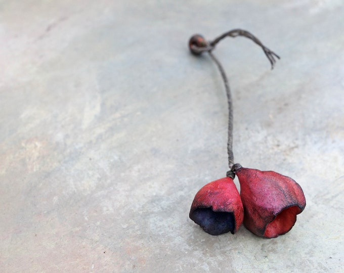 Rich Ridged Red Pods Sculpted Textured Painted Porcelain Pod Beads Pair ...