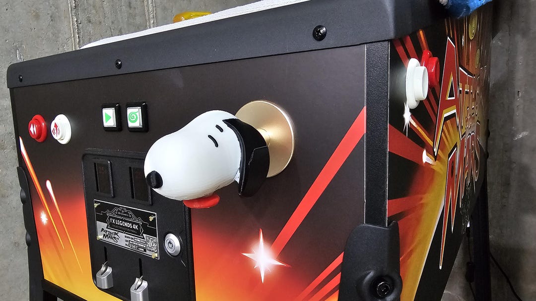 Snoopy and Charlie Brown Themed Covers for Your 1.5 Inch Pinball ...