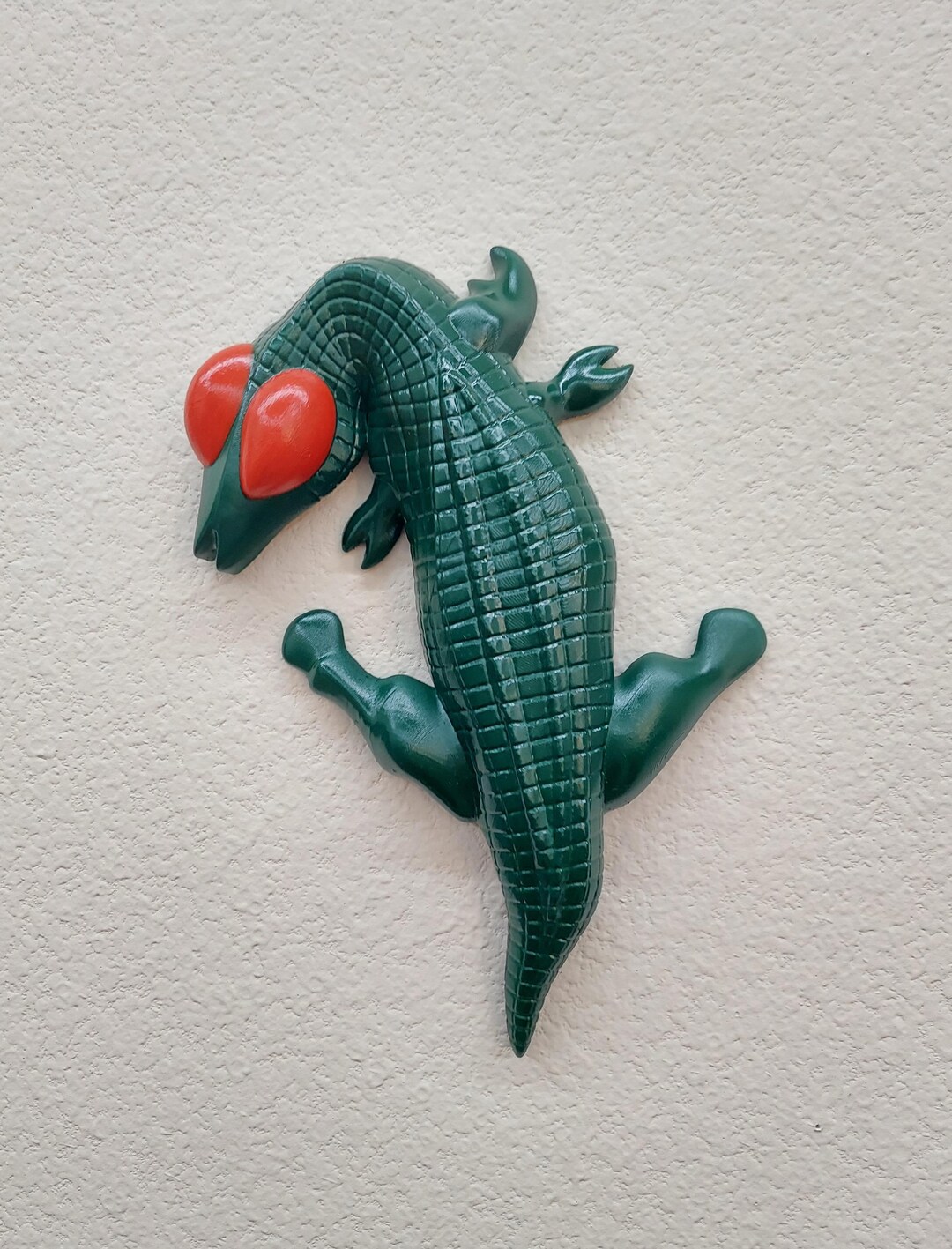 Sickbay Mccoy's Lizard 11 Inch Resin Repro as Seen in "amok Time." - Etsy