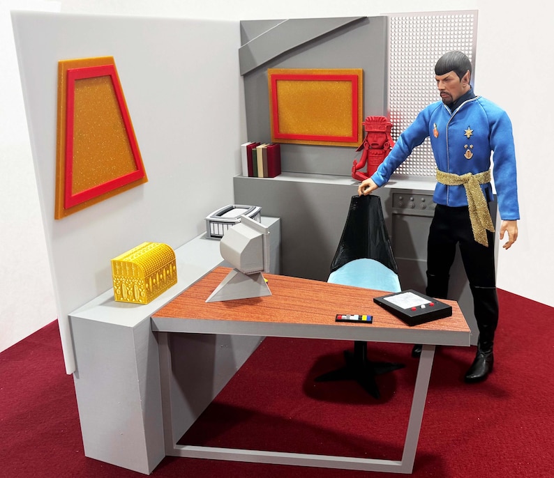 Trek TOS Inspired Kirk's Quarters Office Display (1:6 Scale). Displays ...