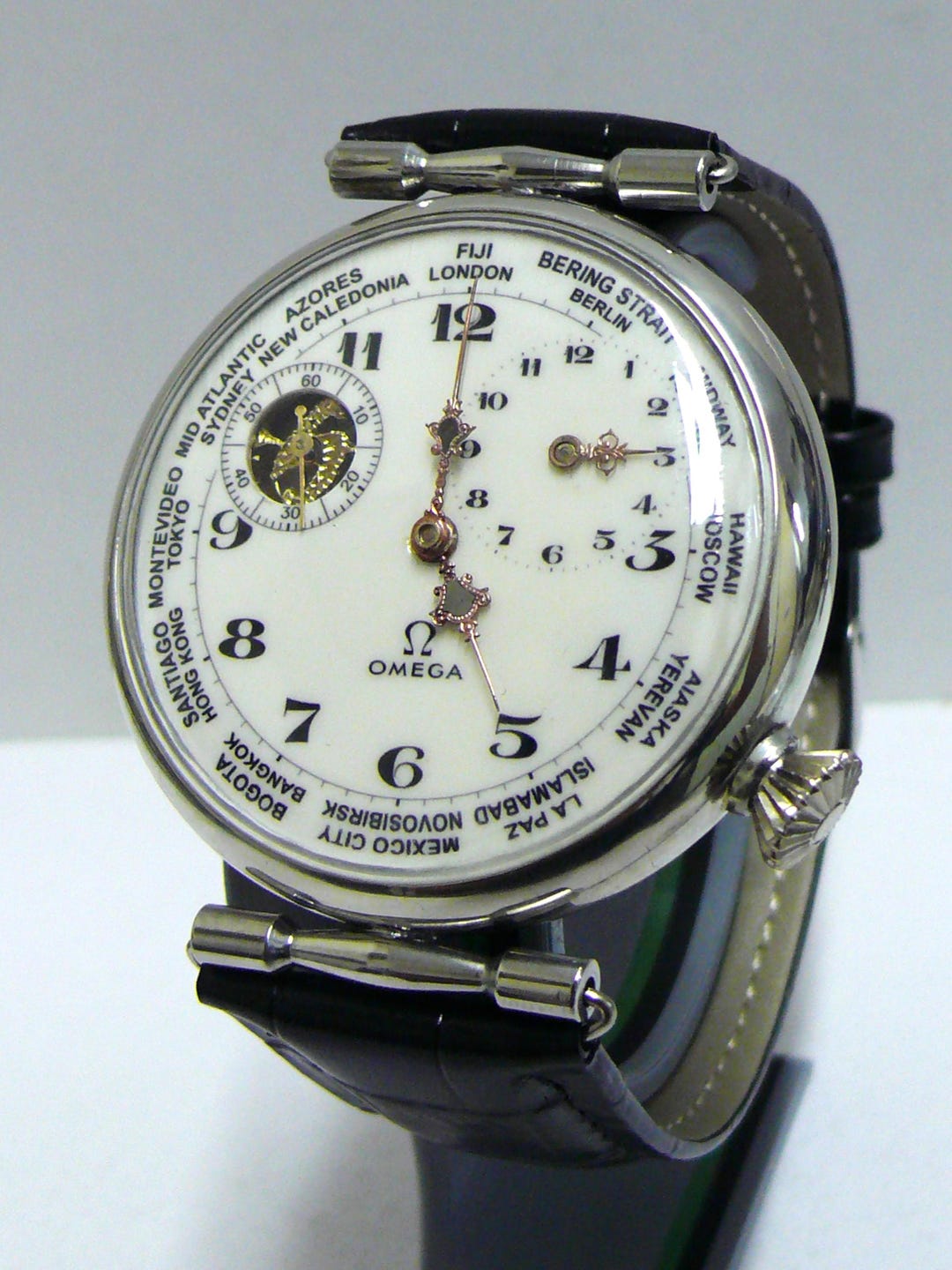 Ω OMEGA World Time Swiss High-grade Gents Oversized Wristwatch ...