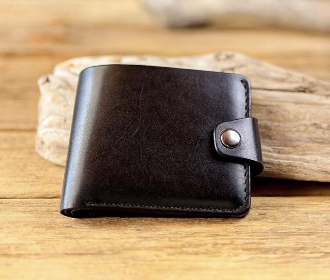 Classic Men's Wallet With Coin Holder Made of Genuine Leather, Has ...
