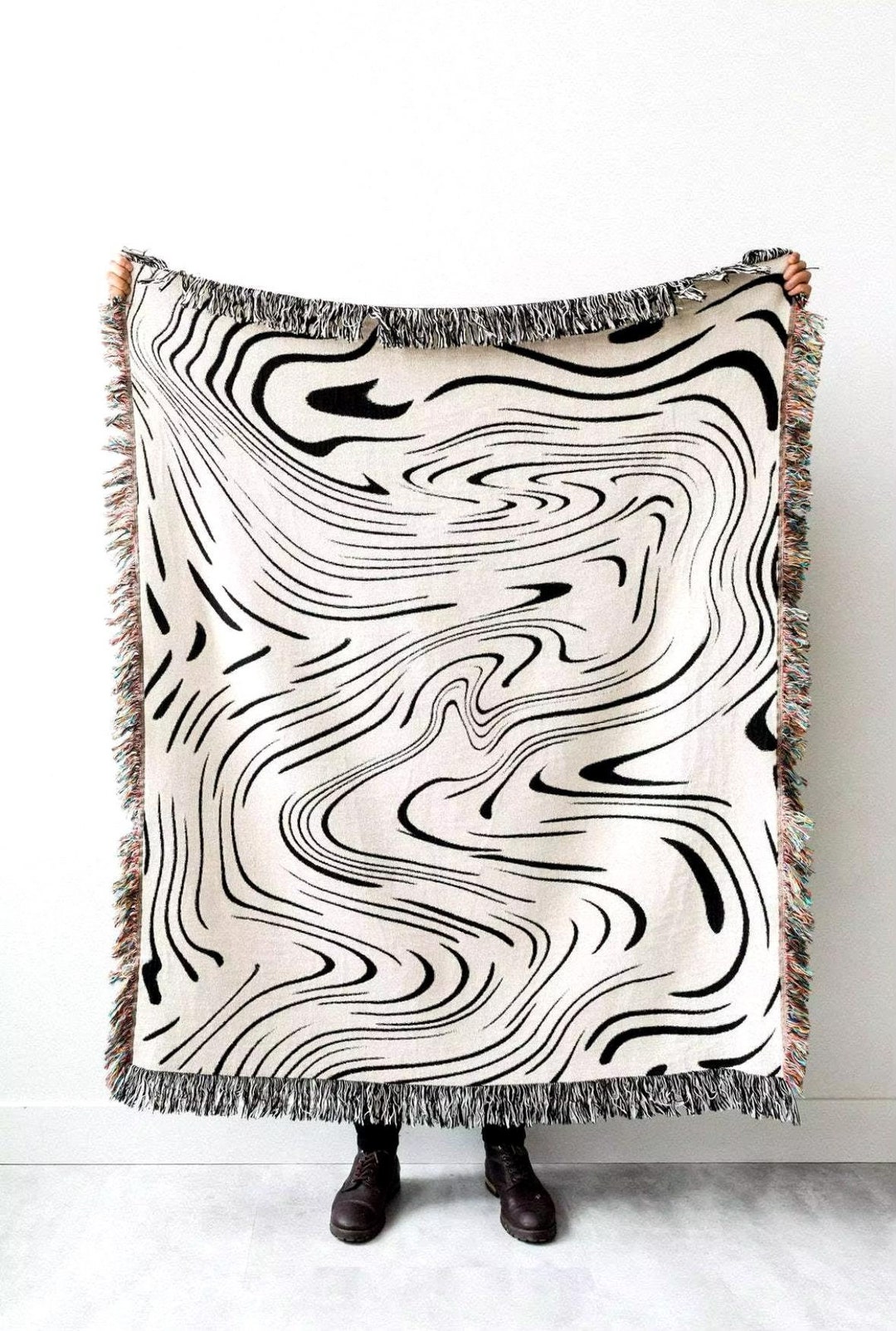 Abstract Waves Pattern Woven Throw Blanket/ Black and White Cute ...
