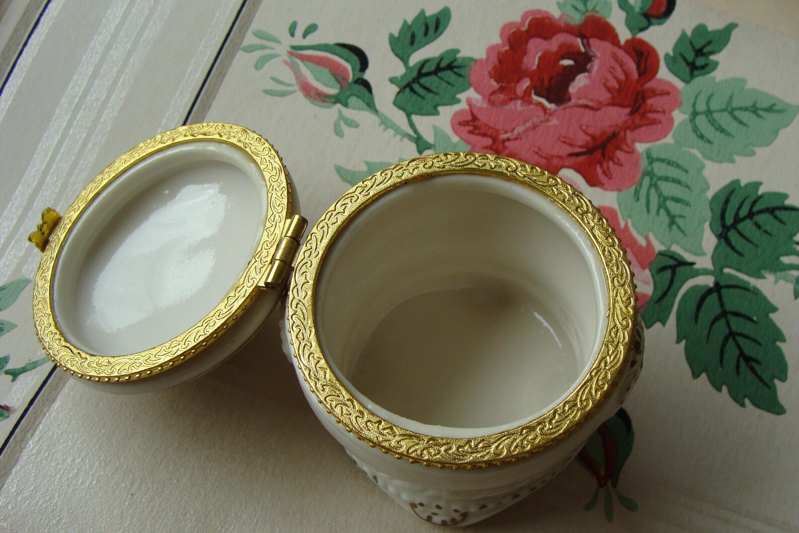 Vintage Hand Painted Gilded Roses Cold War Victorian Porcelain Trinket ...