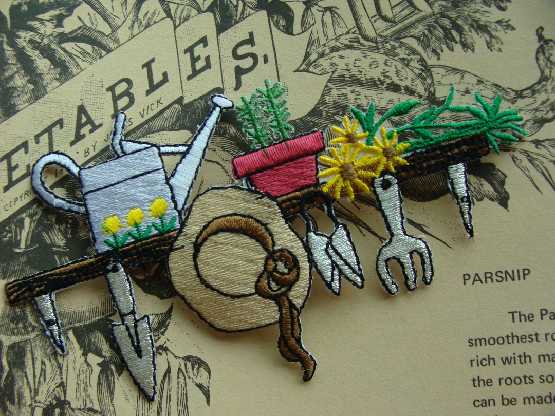 Gorgeous Highly Detailed Vintage Embroidery Appliqué Great for Garden ...