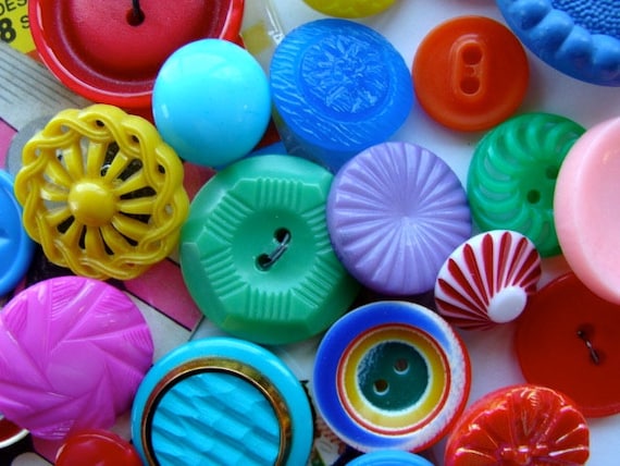 2 Dozen Vintage Buttons Vibrant Happy Colorful Bright Vintage | Etsy