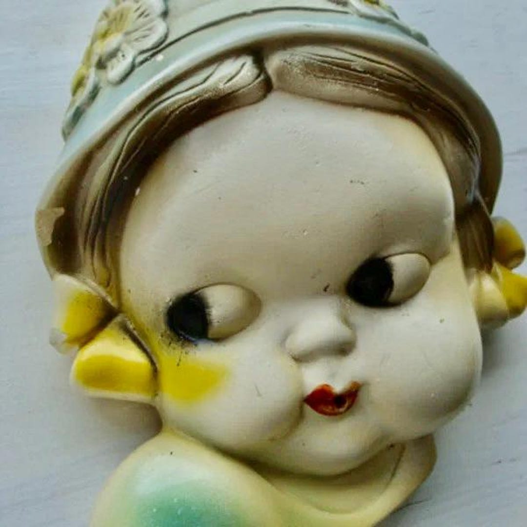 Darling Antique Large Vintage Kitsch Hand Painted Chalk Sweetie Pie ...