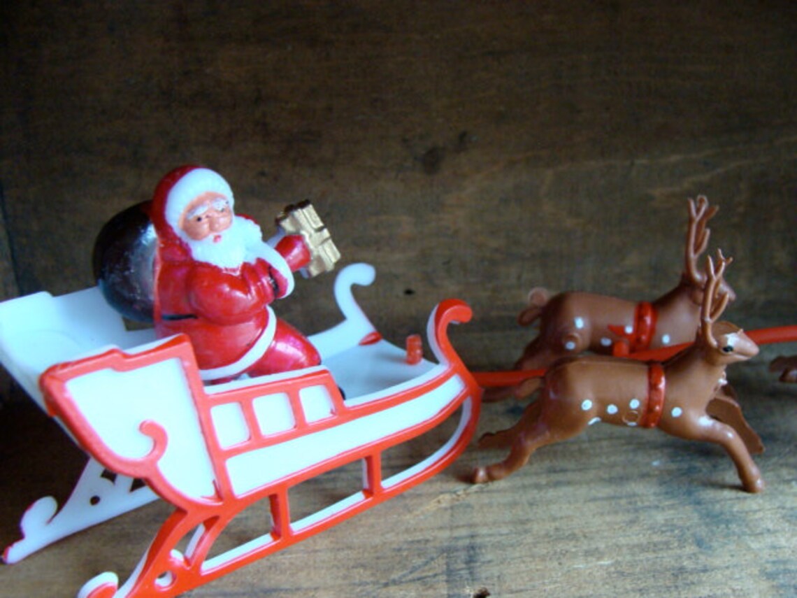 Christmas Kitsch Santa Sleigh and Reindeers - Etsy