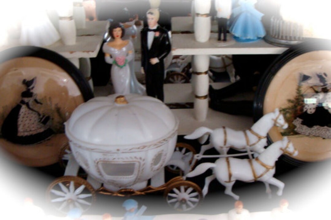Gorgeous Vintage Coach Wilton Cake Topper White Decor Shabby Chic - Etsy