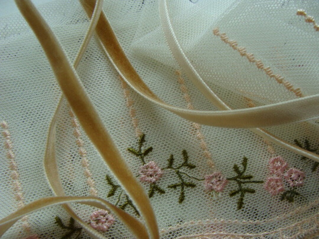 Stunning Vintage Creamy Tan Velvet for Millinery Yardage Great for ...