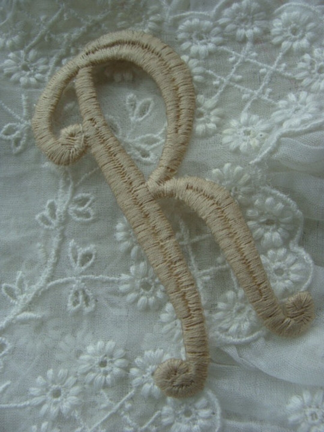 Vintage Victorian Embroidered Monogram Calligraphy Script Letter R - Etsy