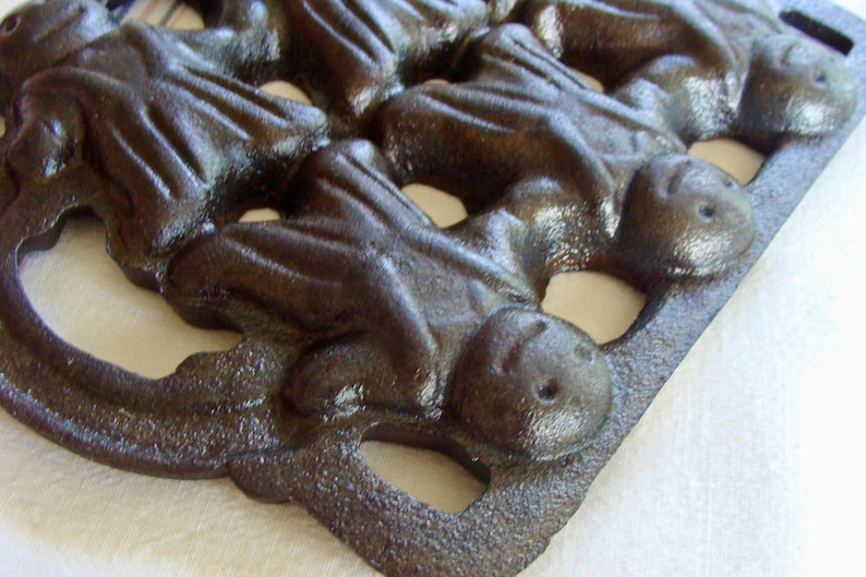 Rare Antique Farmhouse Cast Iron Gingerbread Mold in Great Condition - Etsy