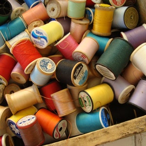 Jumbo and Large Spools Vintage Beautiful Colors Mostly Wooden Large ...