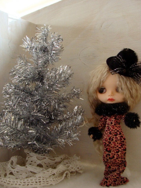 Gorgeous Art Deco Silver Tinsel Table Top Tree Perfect Size | Etsy