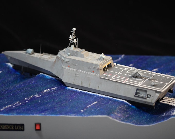 US Naval Warship Scale Model Replica - Customized Lighted USS ...