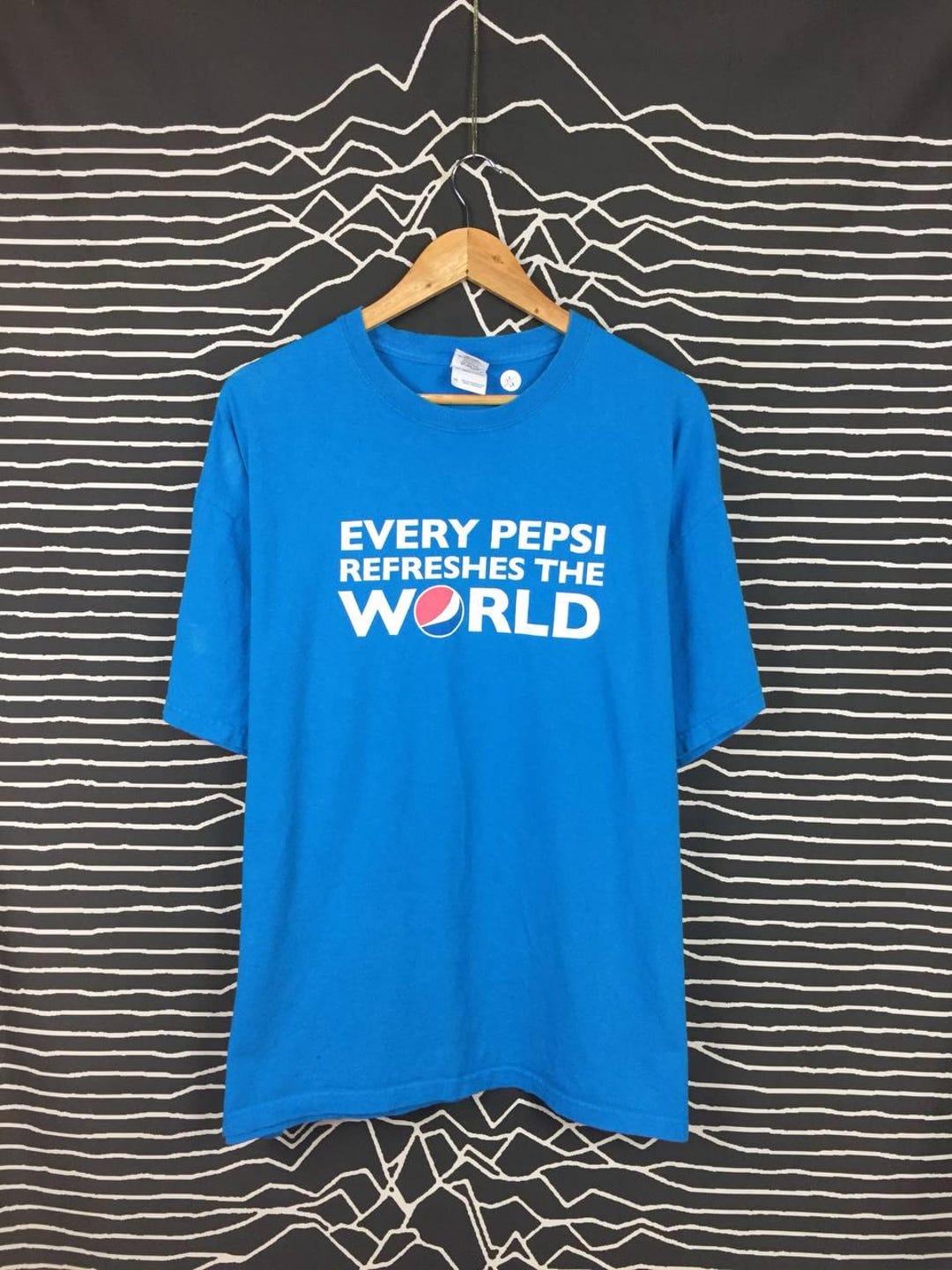 Vtg Every Pepsi Refreshes the World Pepsi Promo Tee Size XL - Etsy