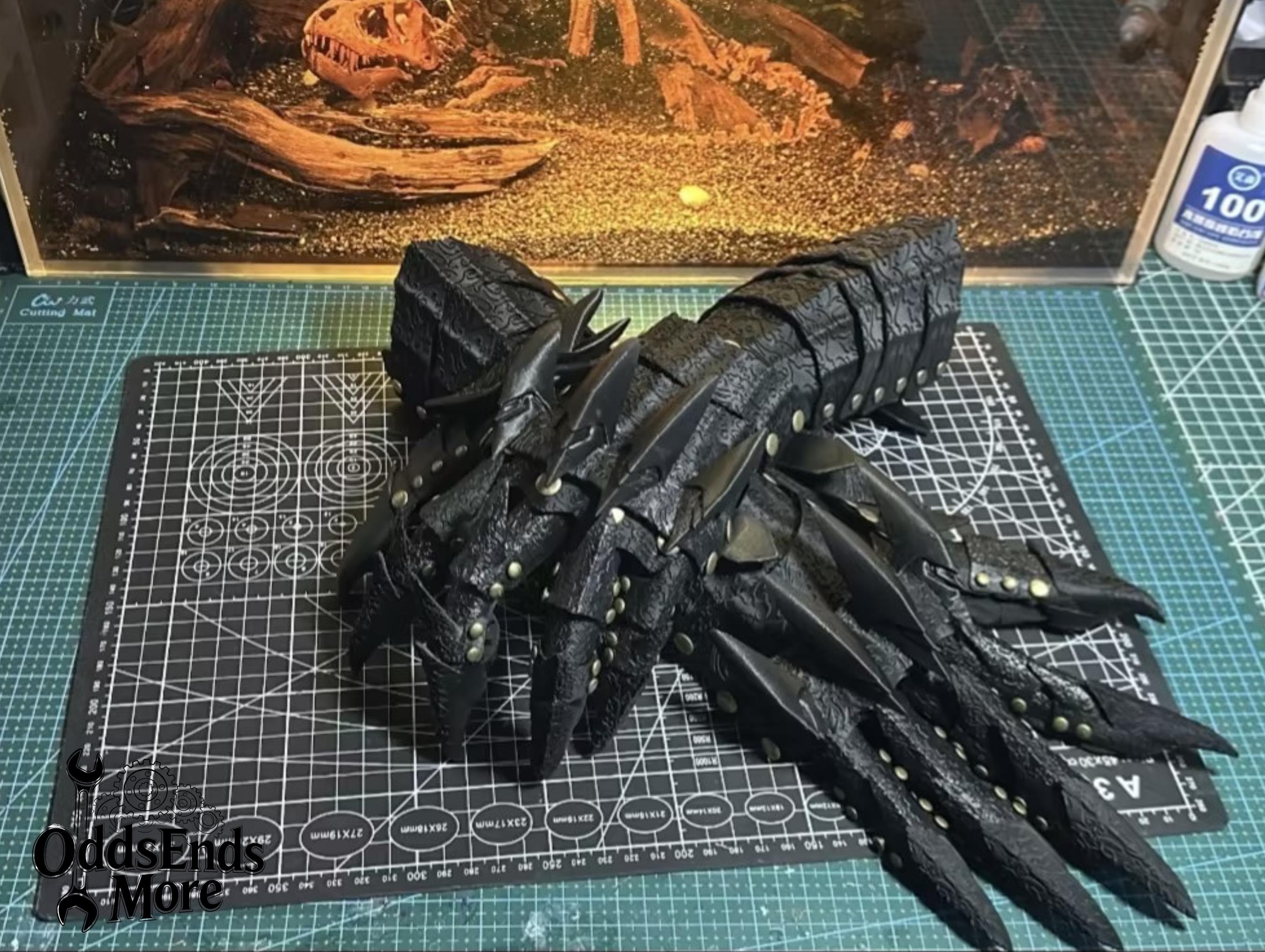 Custom Knight Gauntlet Gloves - 3D Printed Medieval Cosplay Prop | Gift ...