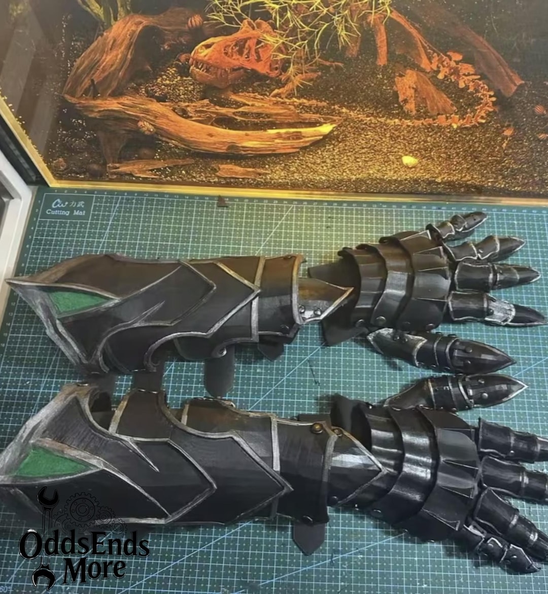 Custom Mortal Kombat Noob Saibot Gauntlets | 3D Printed Articulated ...