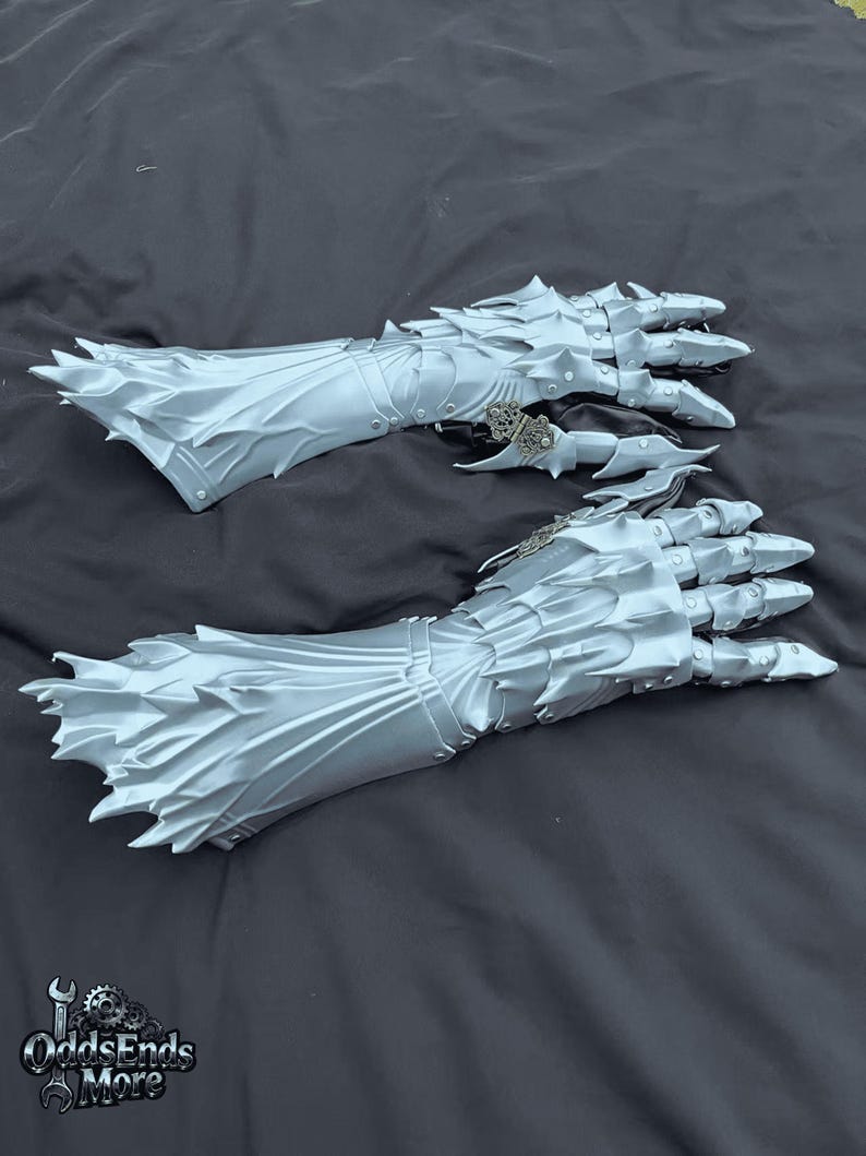 Drake Knight Gauntlets - Custom Metal Coating Colors | Elden Ring 3D ...