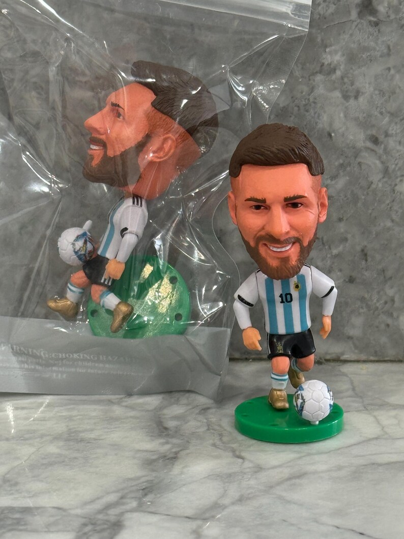 Lionel Messi 2.5 Inch Figure Argentina World Cup GOAT Superstar Great ...