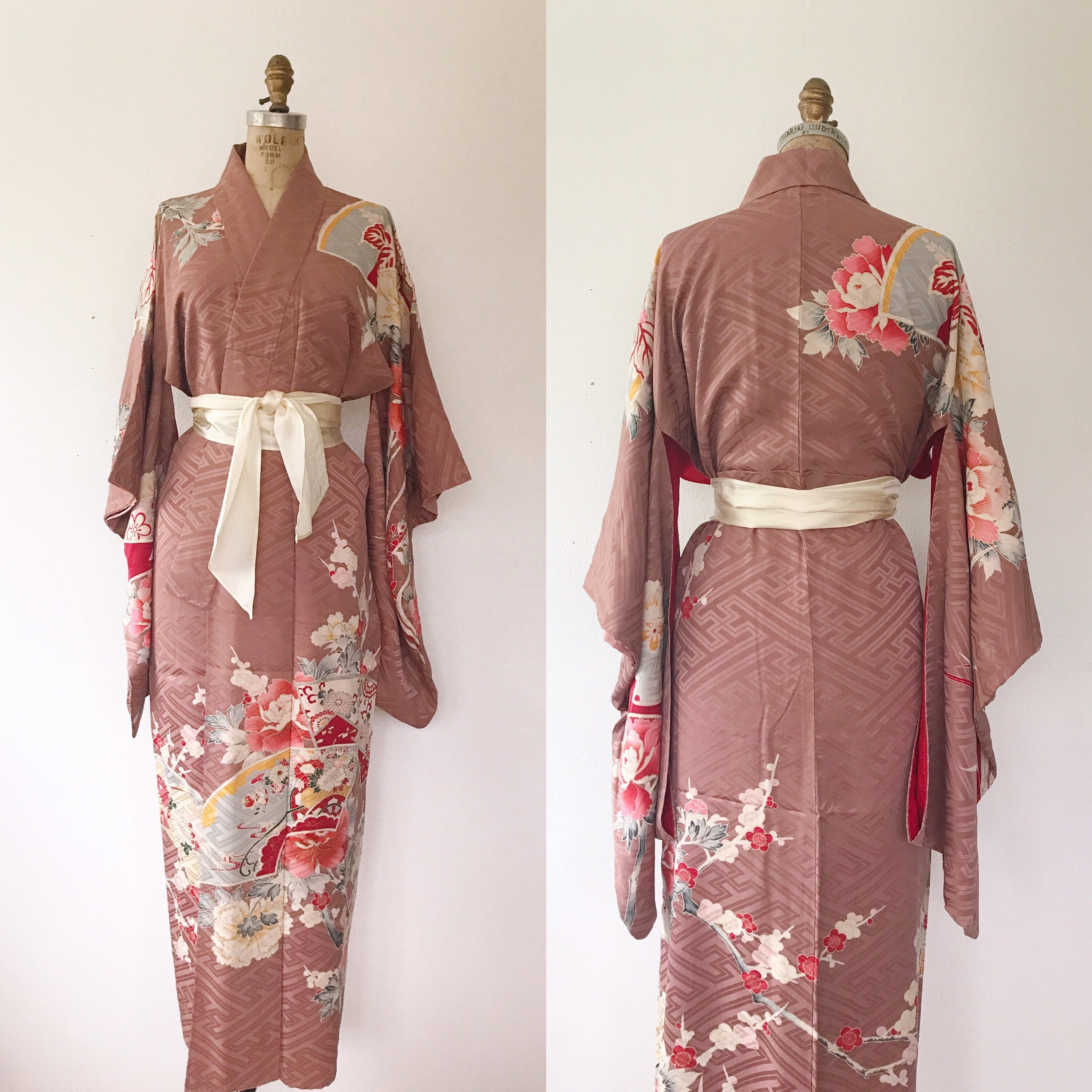 Spring Peony kimono / kimono robe / vintage silk Kimono