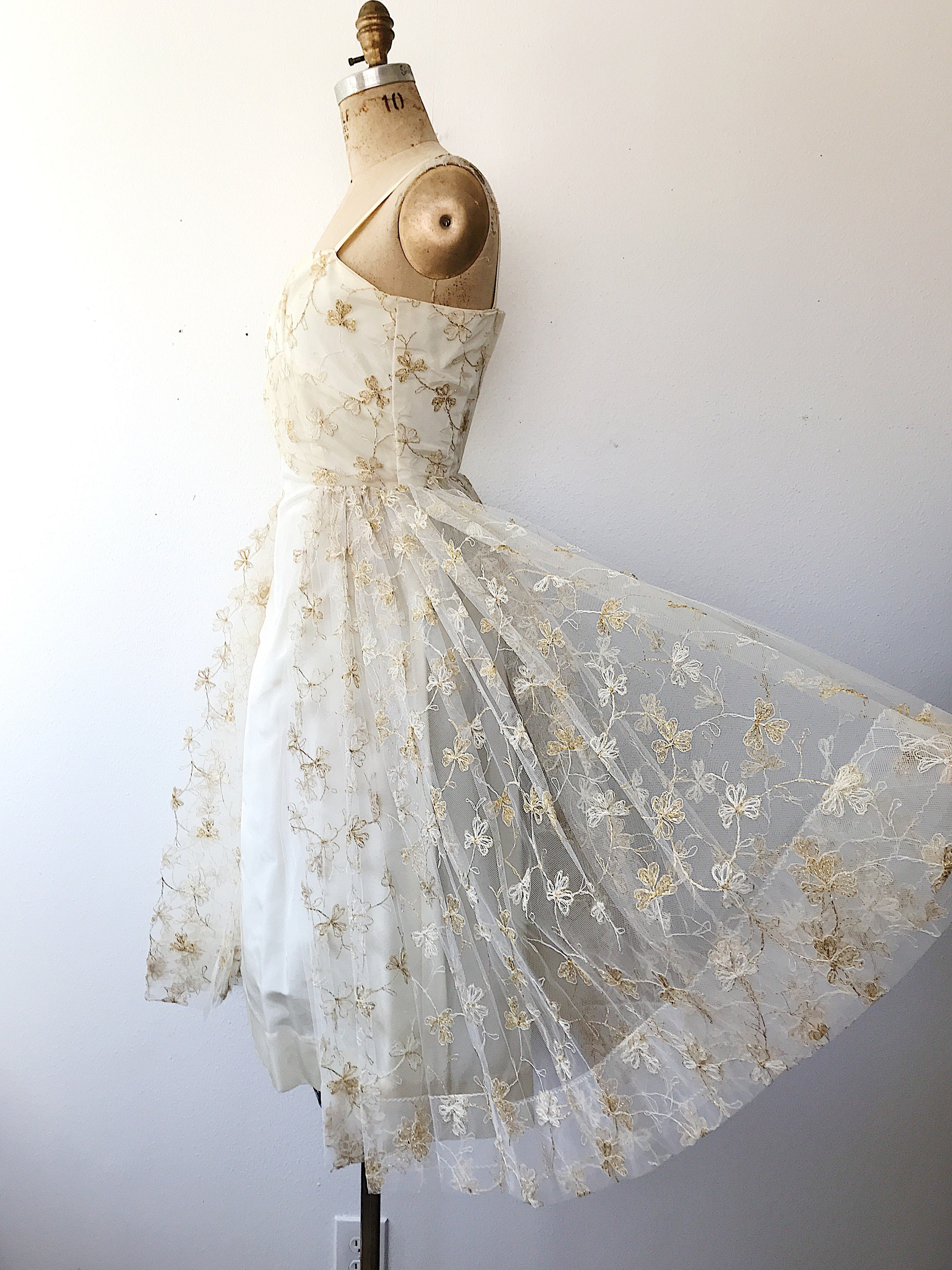1950s Gold Dust dress / vintage cocktail dress / Gilded Lace dress