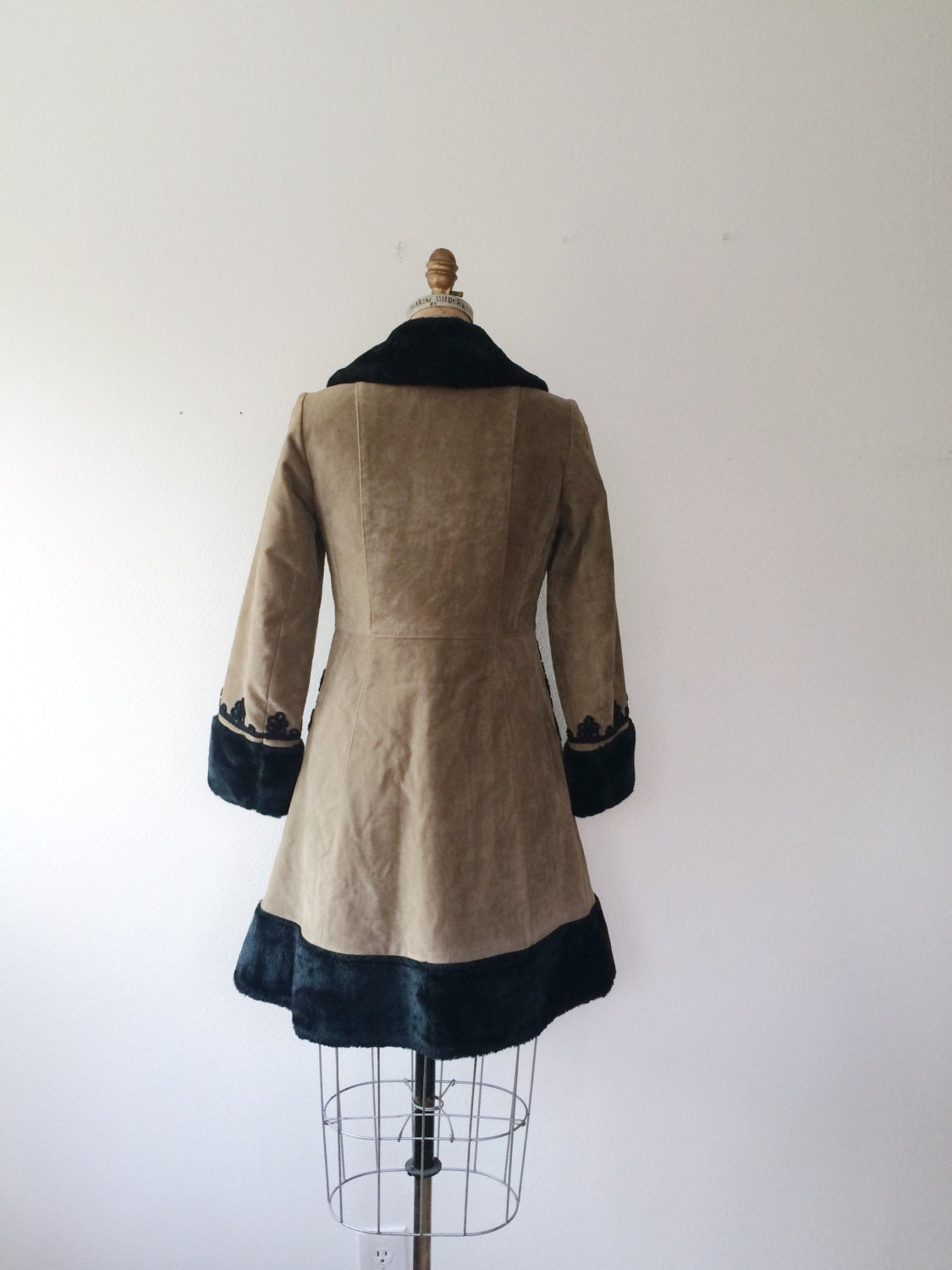 70s vintage coat / faux fur coat / Veruschka coat
