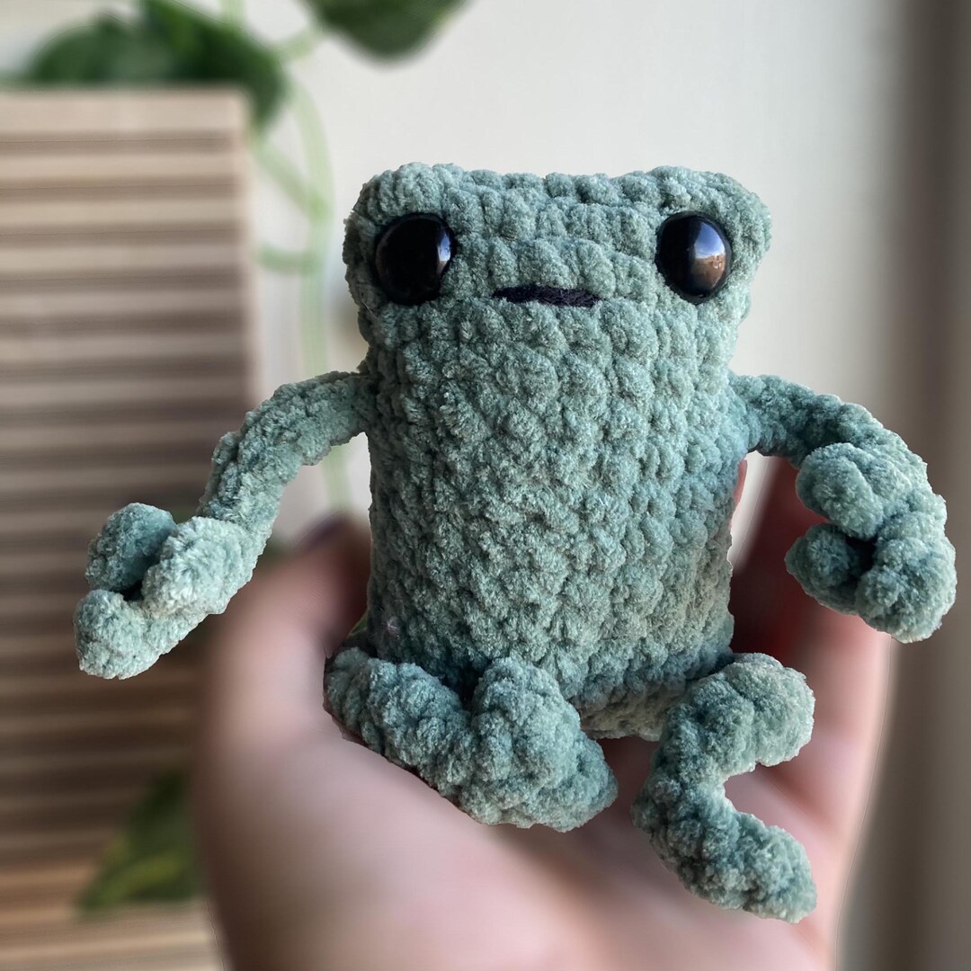 Cute Crochet Frog Plush | Handmade Amigurumi Frog | Soft Frog Plush Toy ...
