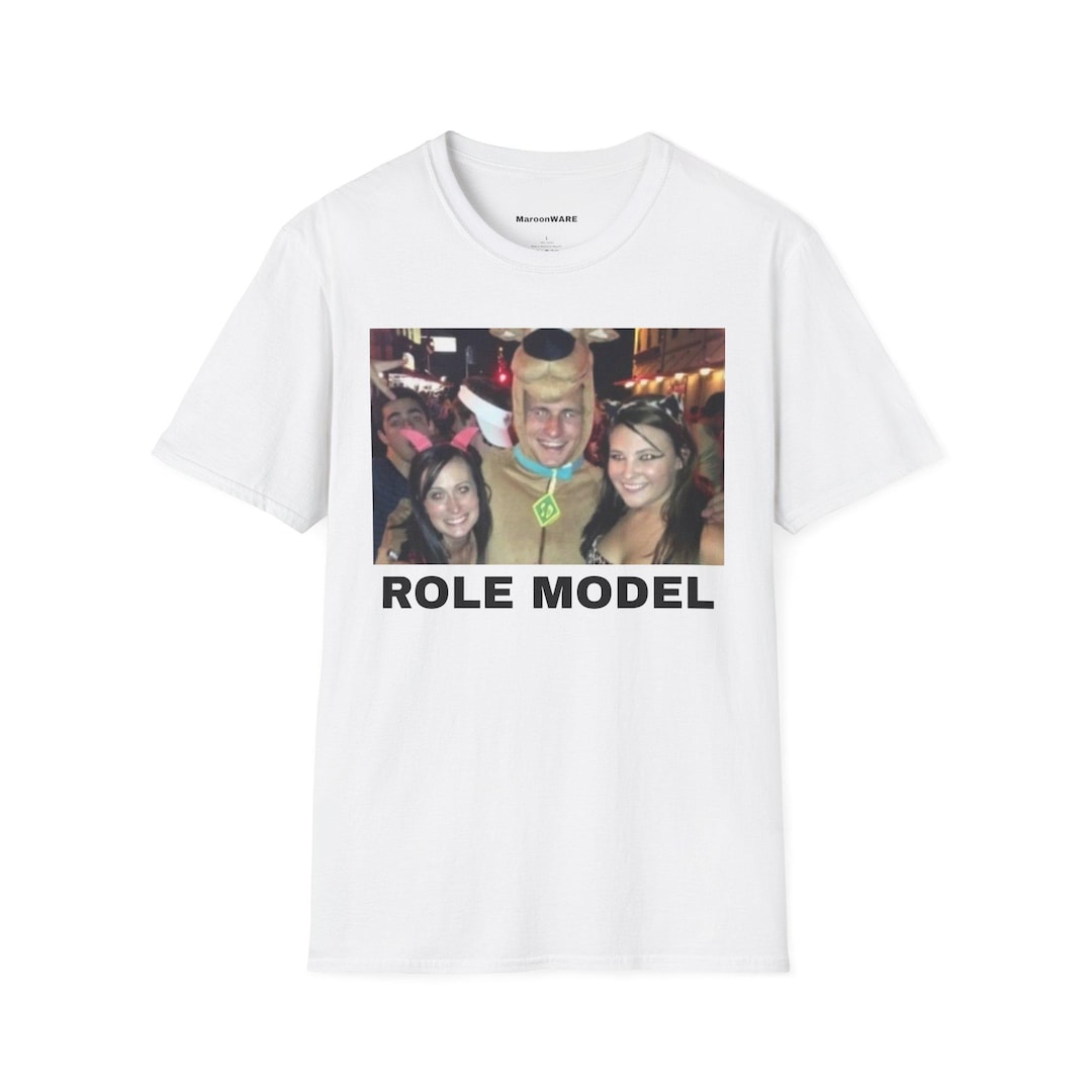 ROLE MODEL Tee-scooby Do - Etsy