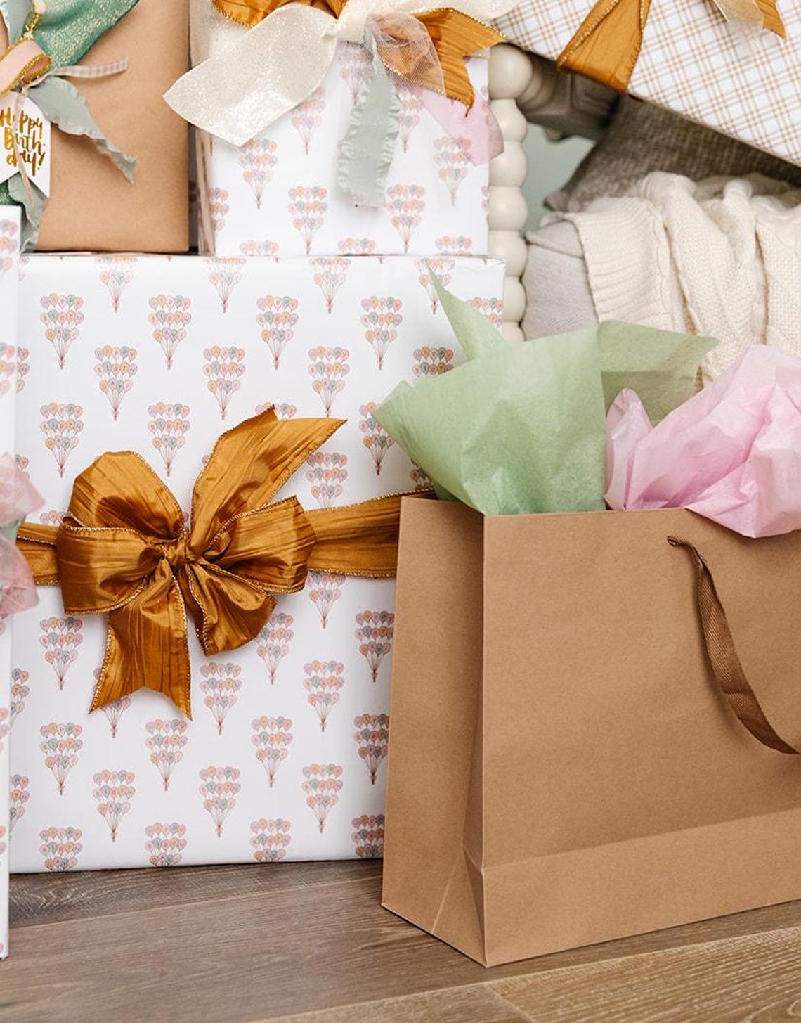 Assorted Kraft Paper Bag Bundle With Heavy Duty Woven Handles, Brown ...