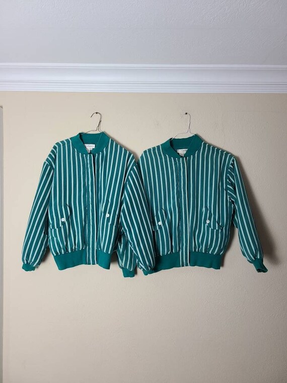 Vintage pair 2 matching - Gem