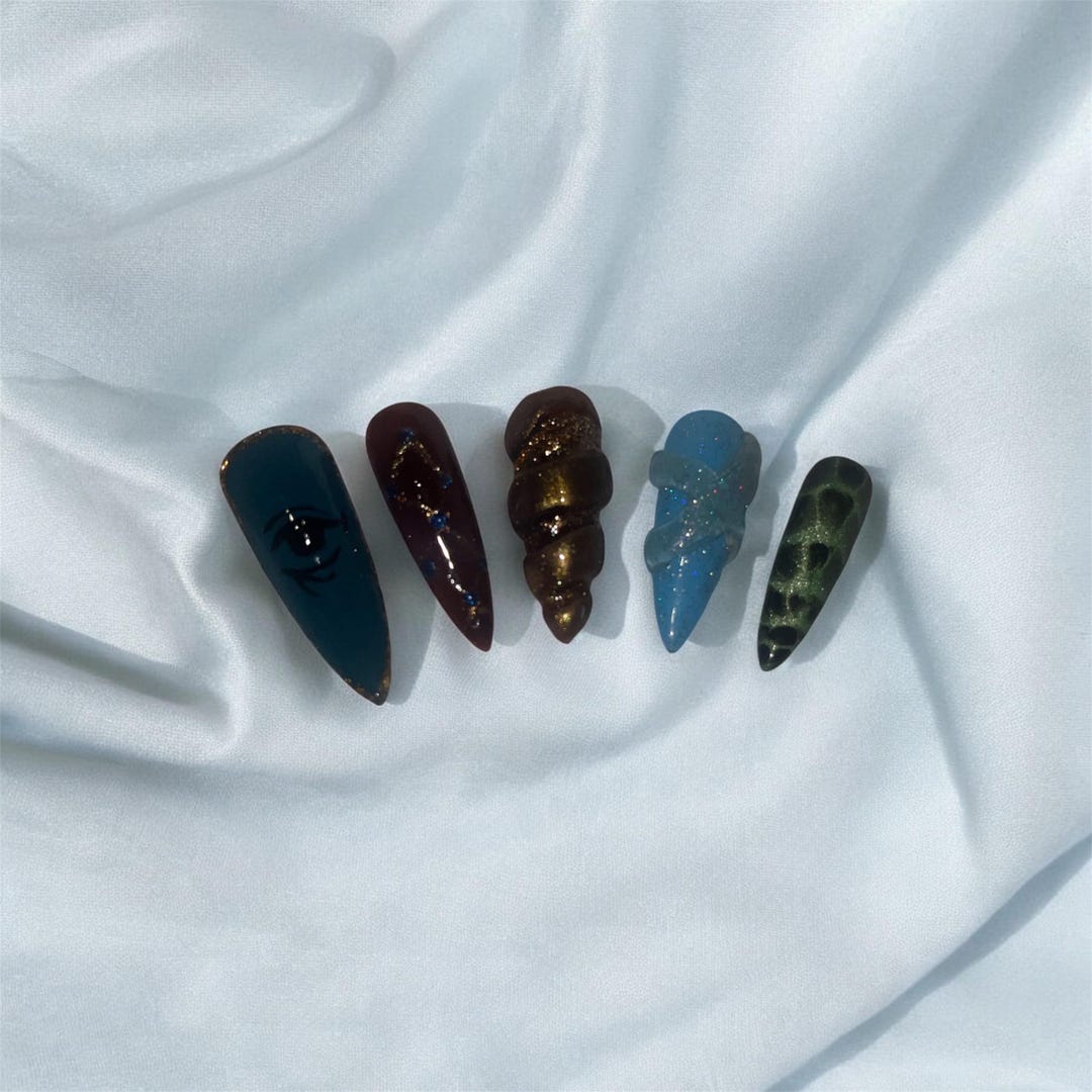 Cleo De Nile Inspired Press on Nails, Medium Stiletto , Shape Size and ...