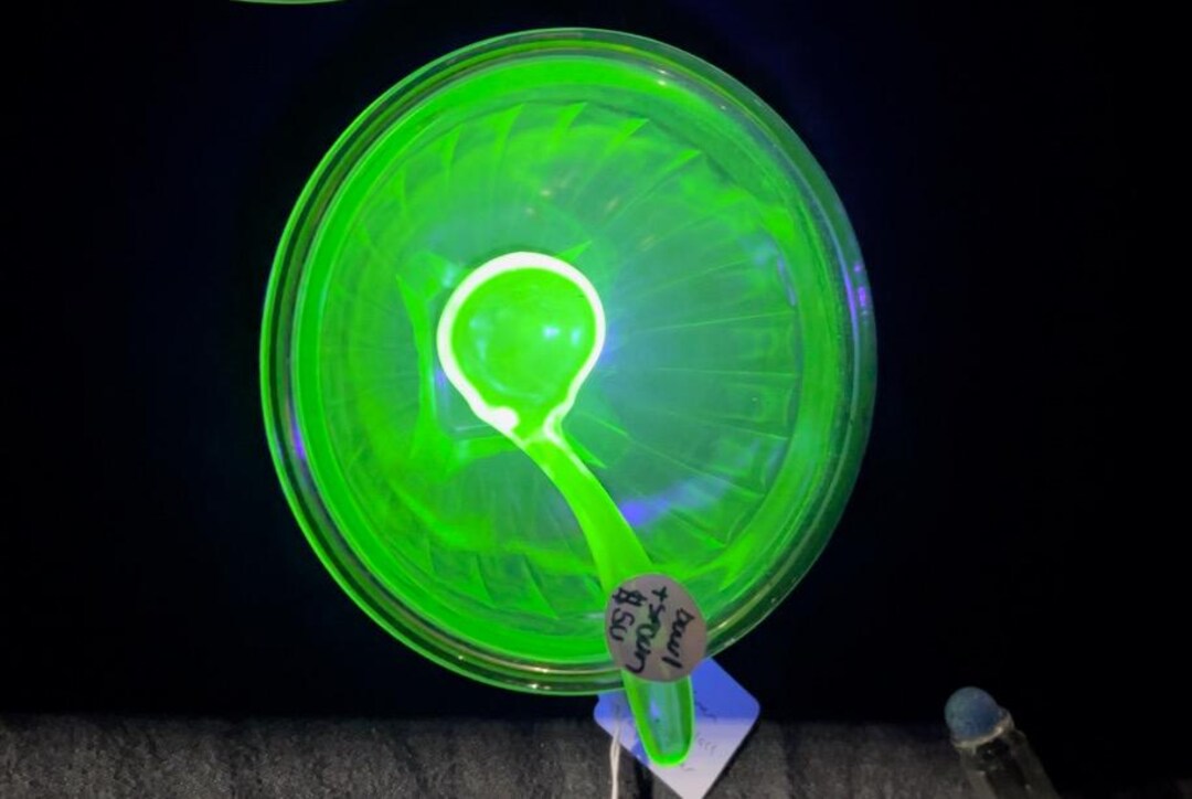 Uranium Bowl and Spoon - Etsy